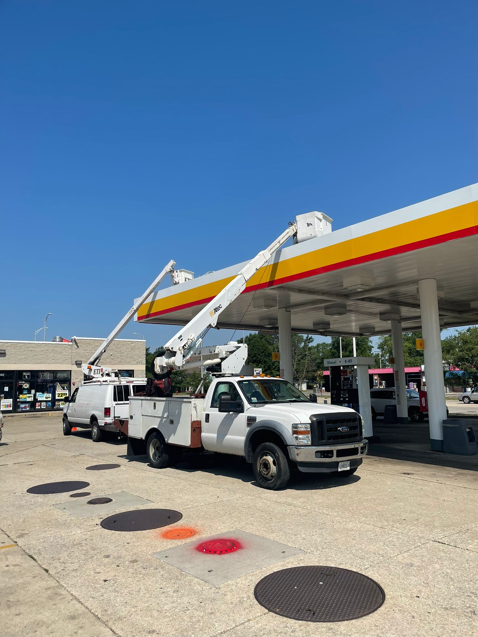 Gas Station Services - Nuer Lighting